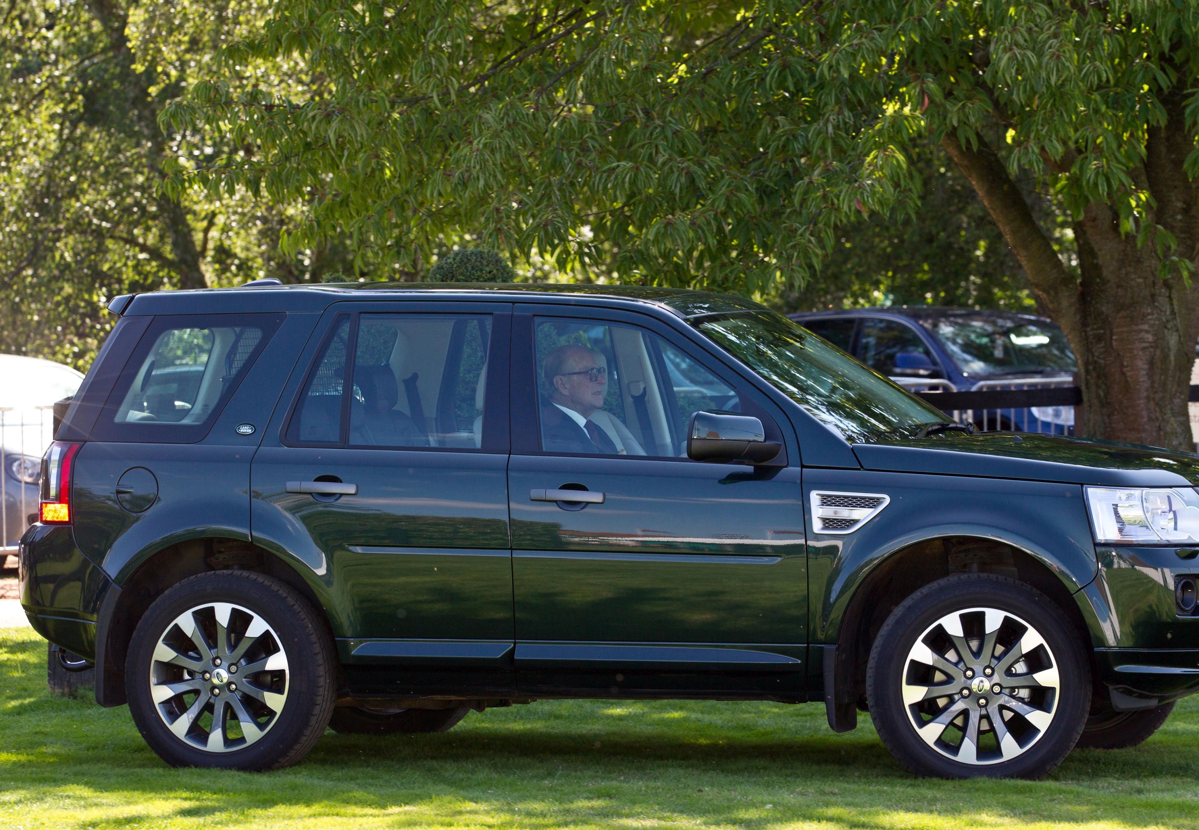 Prinţul consort Philip, care se apropie de vârsta de 100 de ani, a fost ...