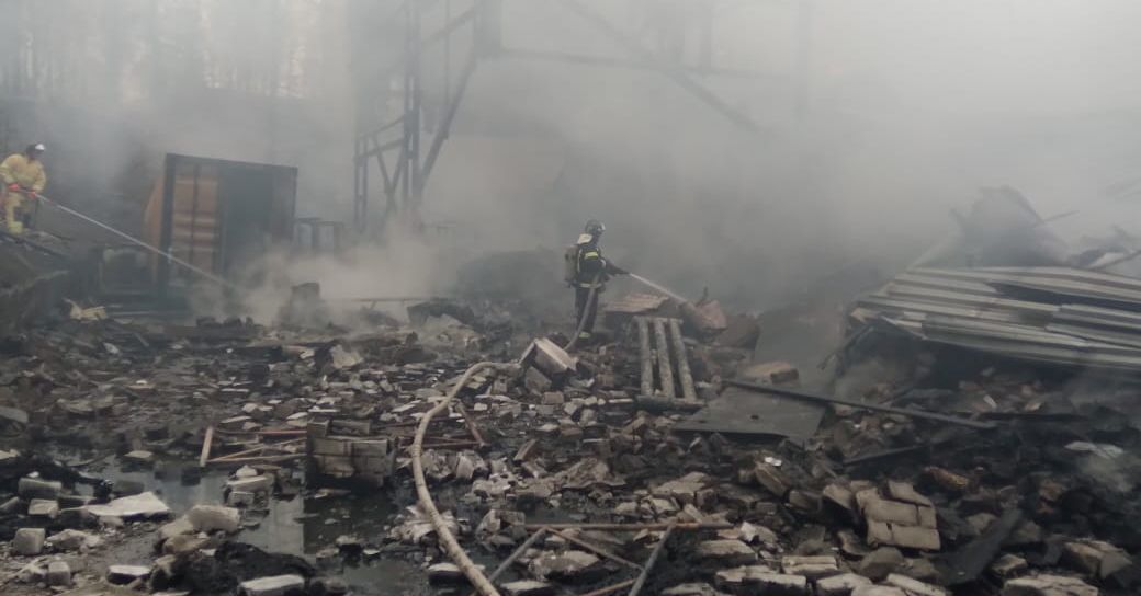 Circa 16 morţi în urma unui explozii într-o fabrică de armament din Rusia