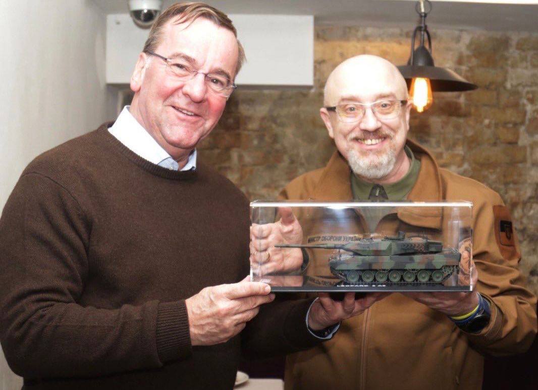 Ministrul german al Apărării efectuează o vizită neanunţată la Kiev