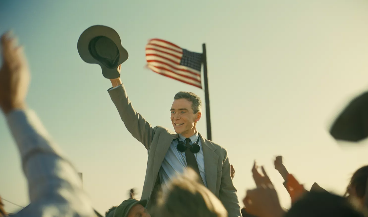 Filmul ,,Oppenheimer" este aspru criticat de istorici pentru o greşeală ...