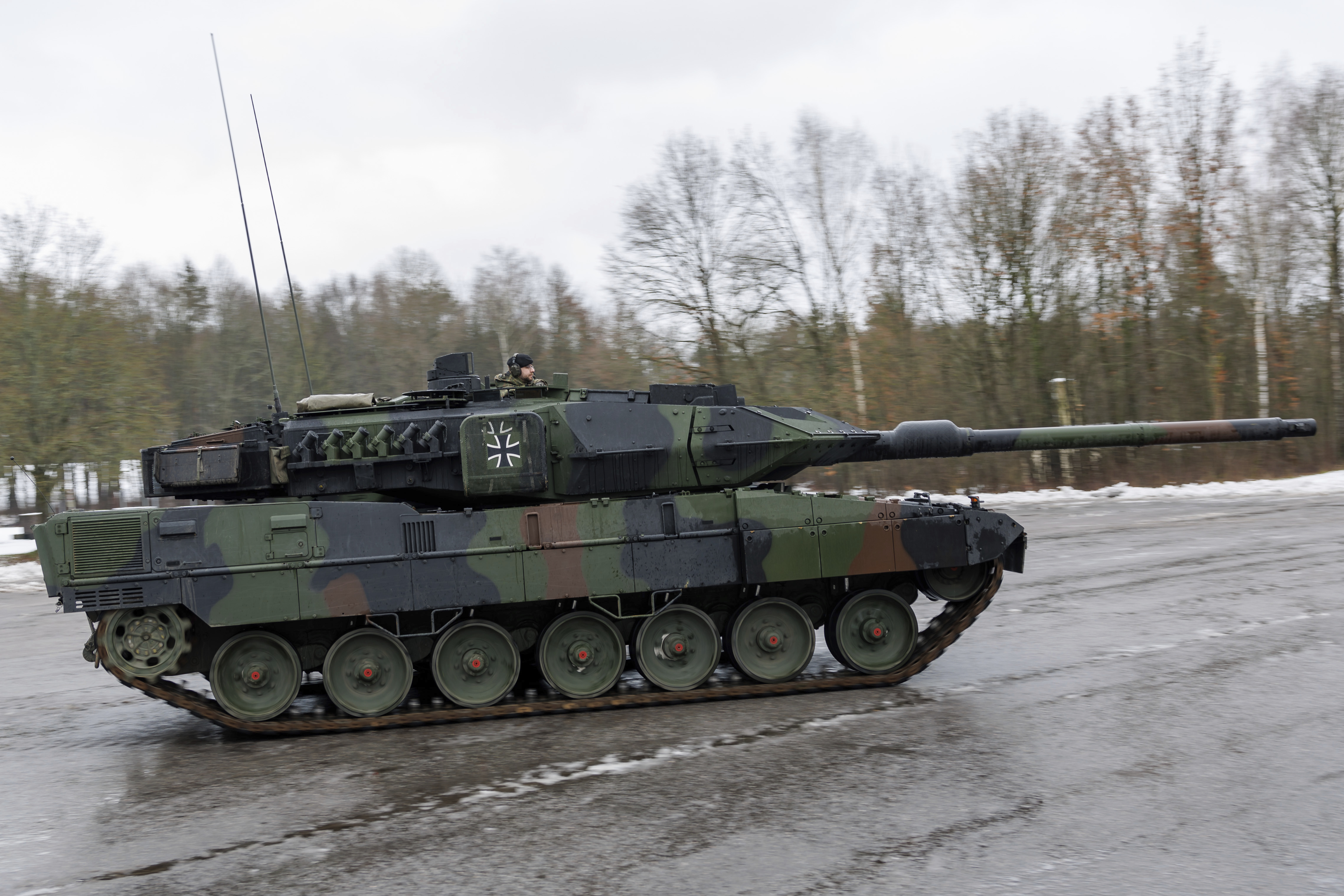 Rheinmetall va livra Ucrainei tancuri Leopard 1 pe care va instala ...