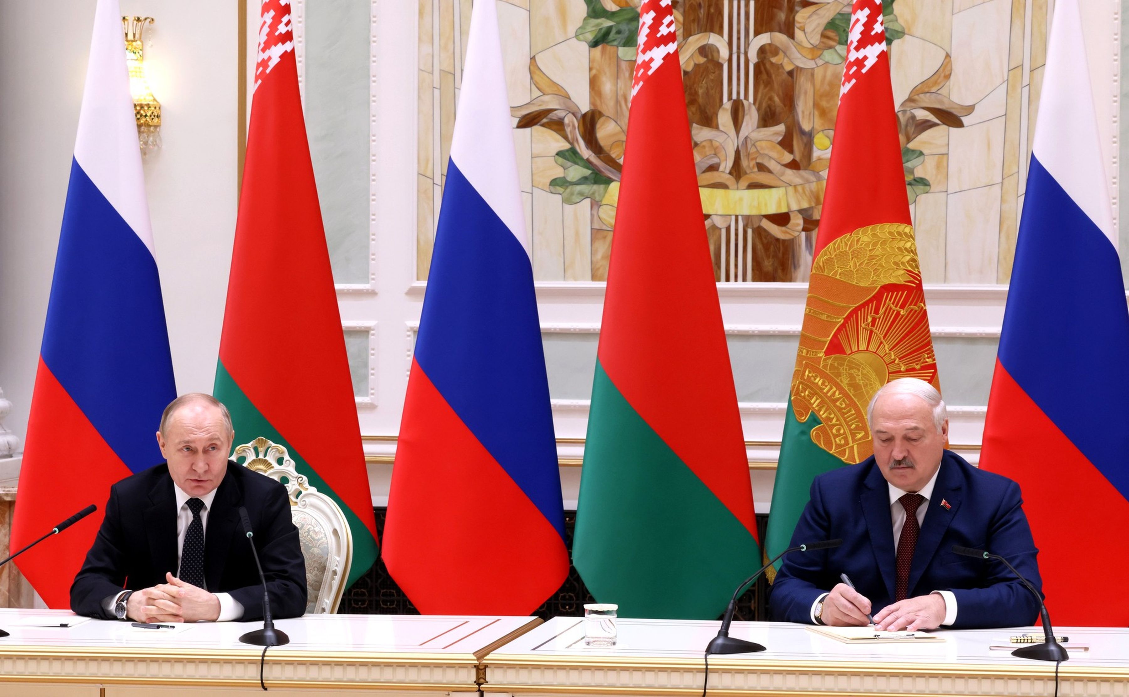 Lukaşenko acuză SUA că încearcă să creeze o ruptură între Rusia şi China