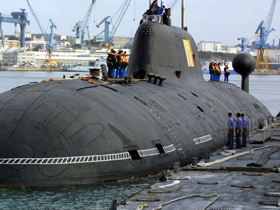 Un submarin nuclear a fost lansat la apă în Rusia. Va fi folosit de ...