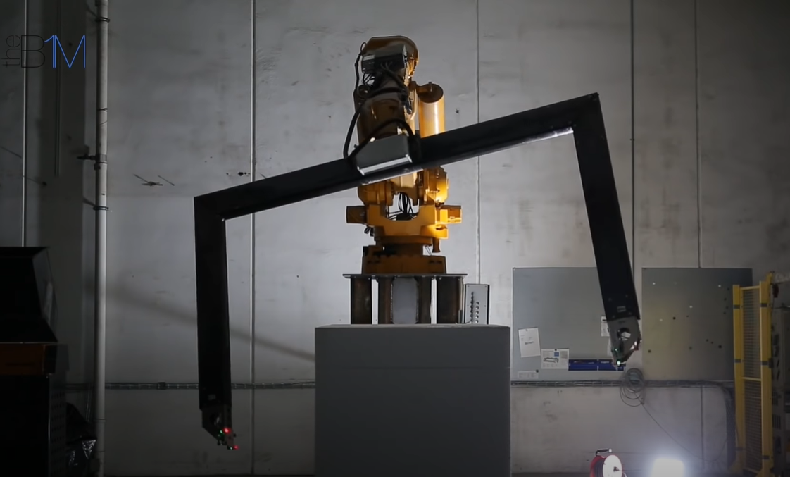 Roboţii se apucă de construit, iar rezultatele sunt spectaculoase