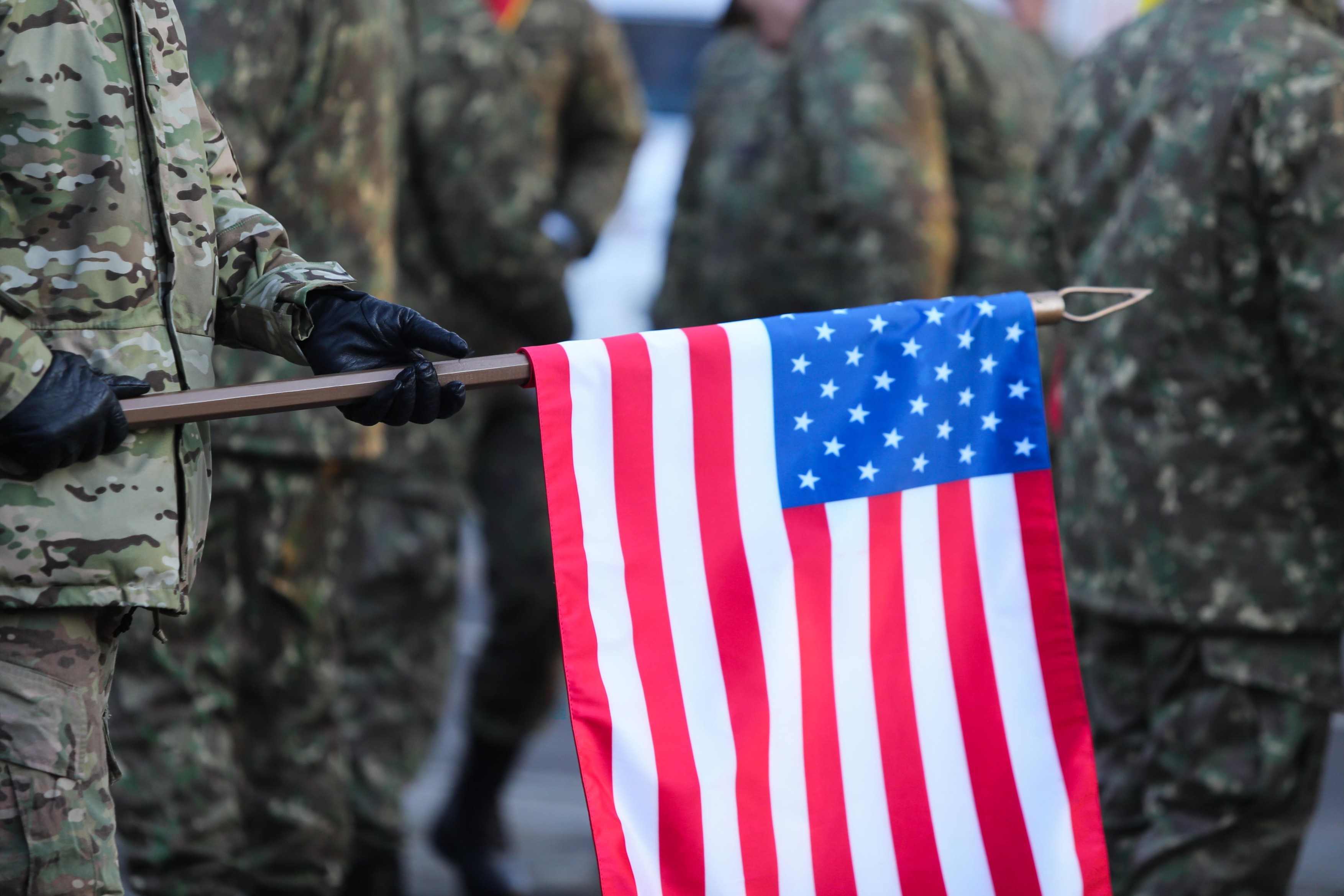 Un militar american a fost condamnat pe viaţă pentru agresiune sexuală ...