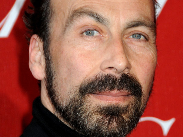 Taylor Negron, cunoscut pentru rolul din filmul "Ultimul samaritean", a ...