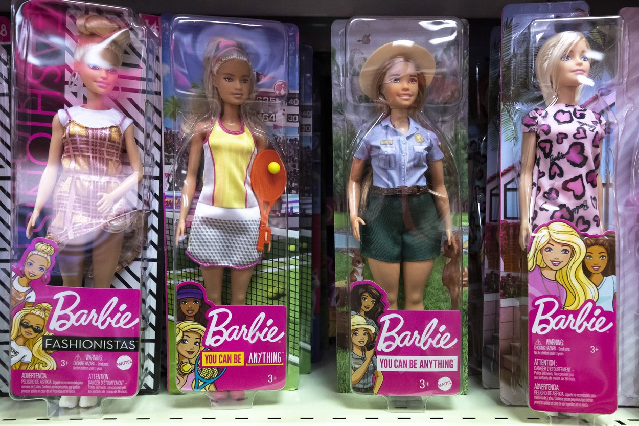 Femeia care a creat-o pe Barbie, cea mai cunoscută păpuşă din lume