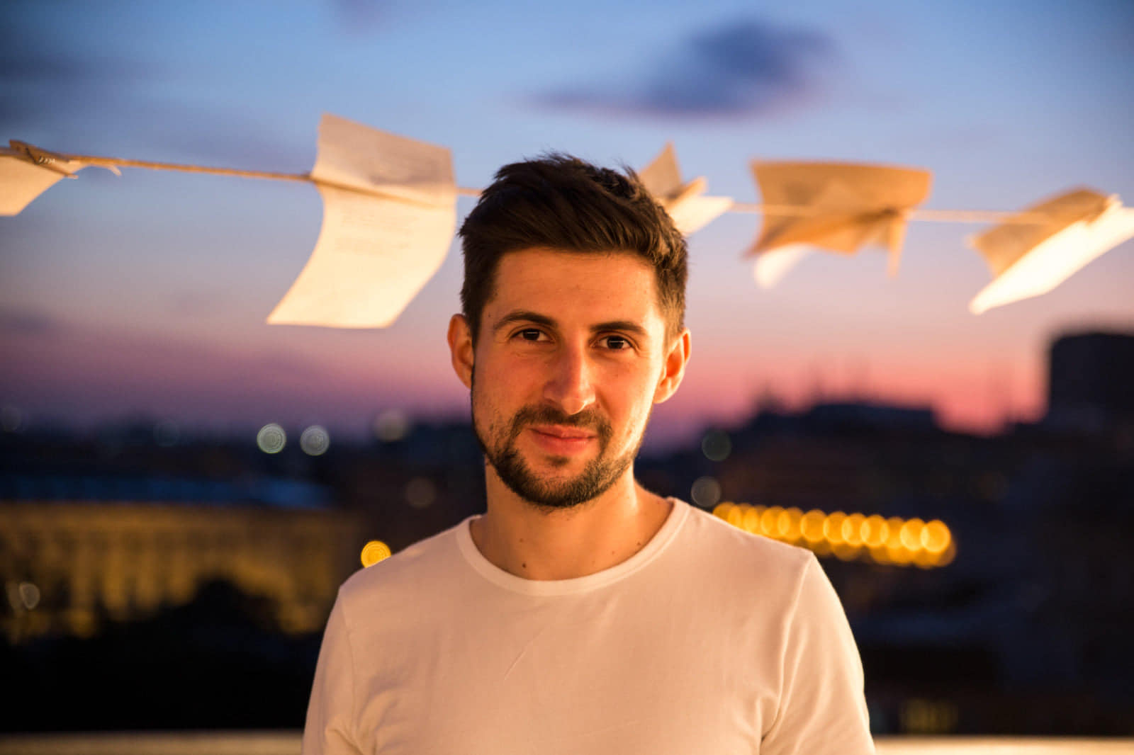 ACUM ŞTIU. Un an de Aleph News. Alex Anghel: Pentru un nefumător, e ...