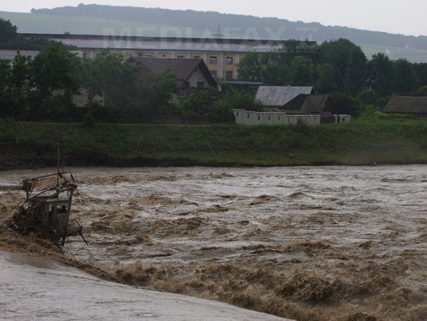 River Dam Collapse In NE Romania Prompts Evacuation Of Nearby Village